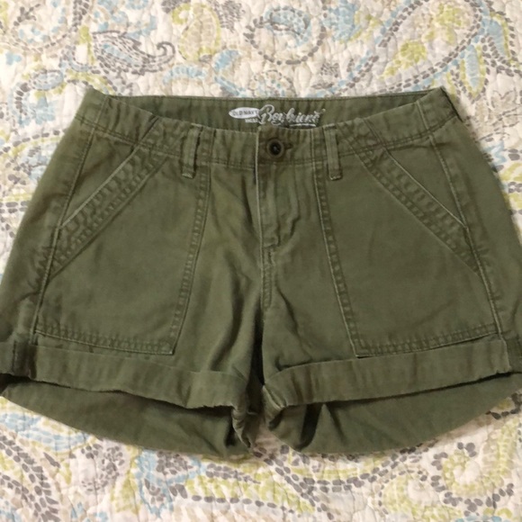 Old Navy | Shorts | Olive Green Shorts | Poshmark